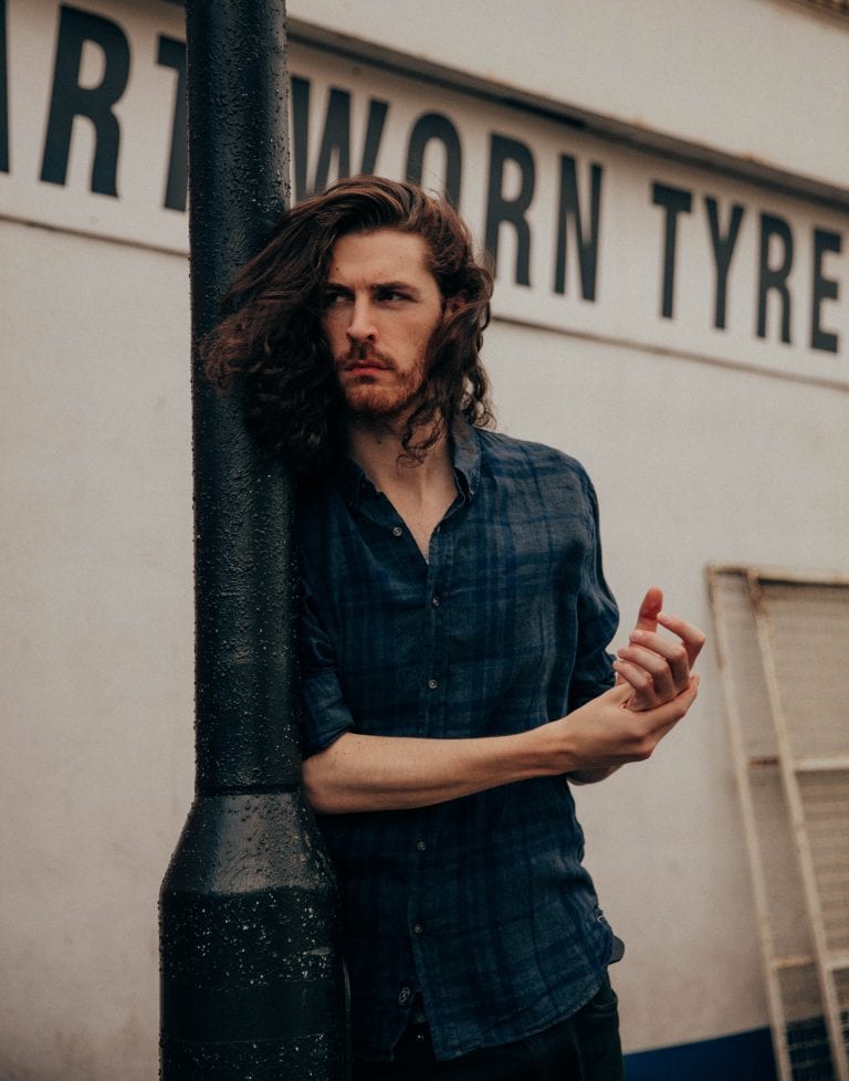 Hozier performs LIVE in Croke Park for #RTEComicRelief! - Universal ...